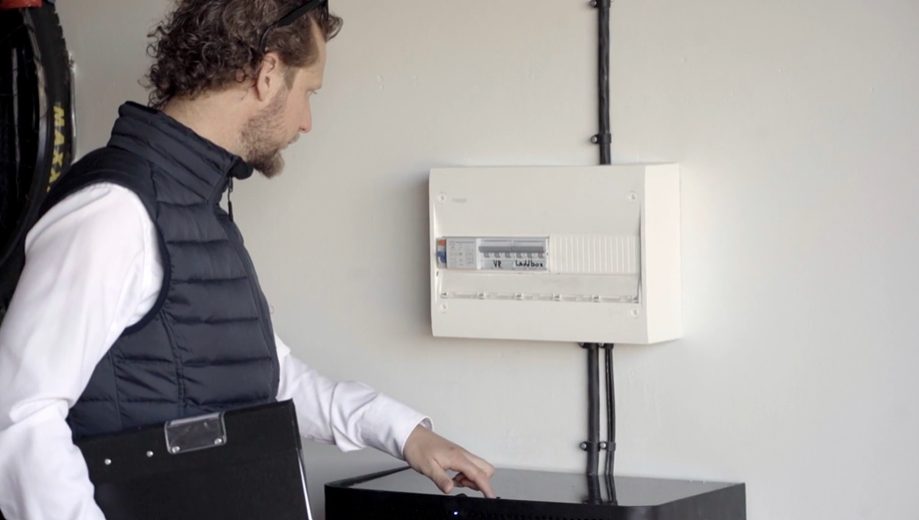 Solpaneler & Solceller med - Raymond